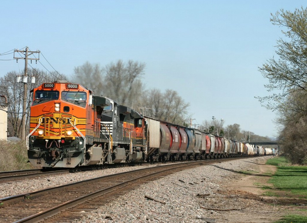 BNSF 5000